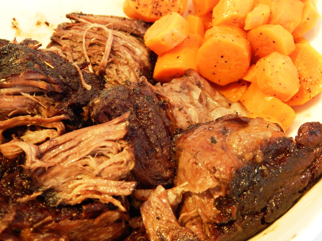 Easy Moist and Tender Pot Roast w/Carrots | Sam Eats Her Nutrients